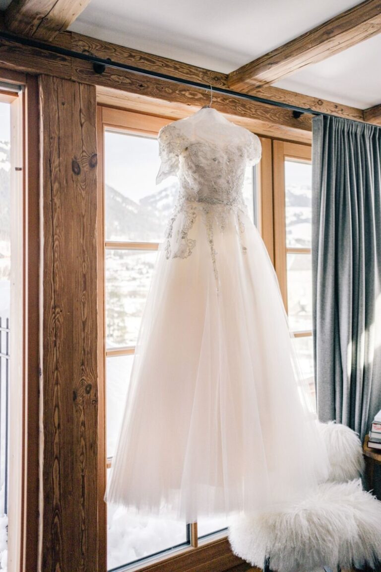 Luxury Destination Winter Wedding With Hundreds Of Fir Trees And Fairy ...
